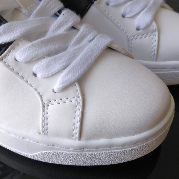 Calvin Klein | Shoes | Calvin Klein Womens Reese Faux Leather Low Top ...